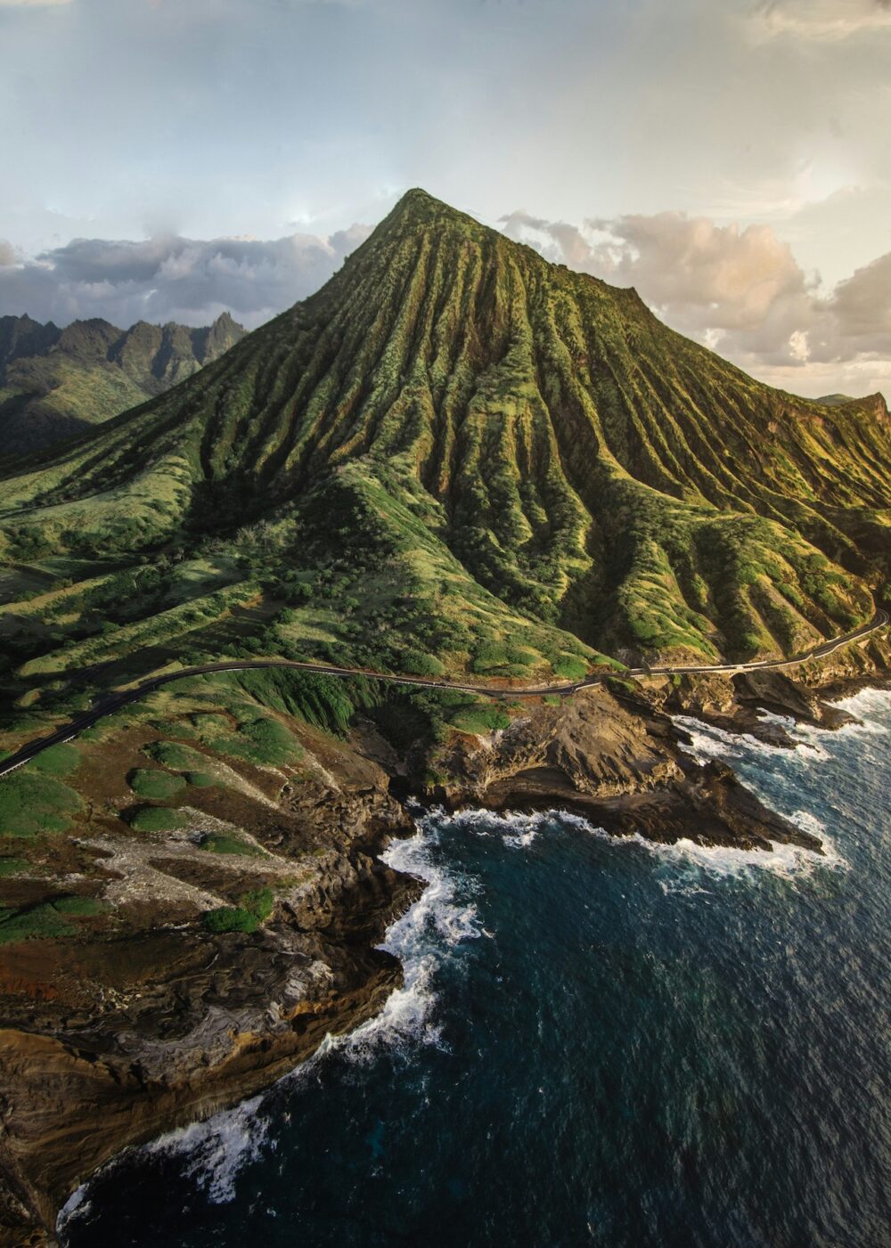 Luxury Gay Travel: Discover Hawaii’s Exclusive Intimate Islands